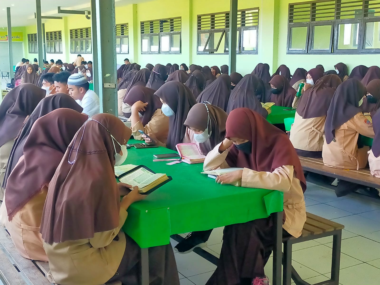Selama Ramadhan, MA Arifah Gowa Fokus pada Hafalan Quran Siswa – MA ...